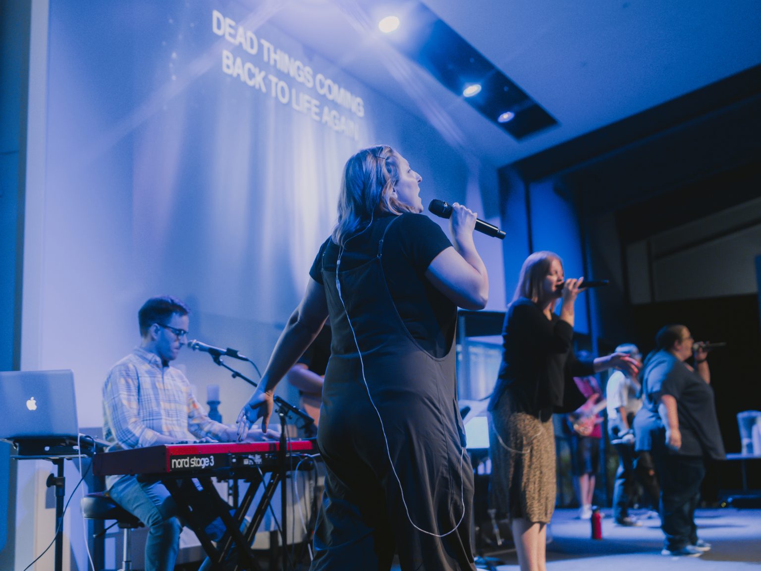 Worship | Lutheran Church of Hope - Grimes